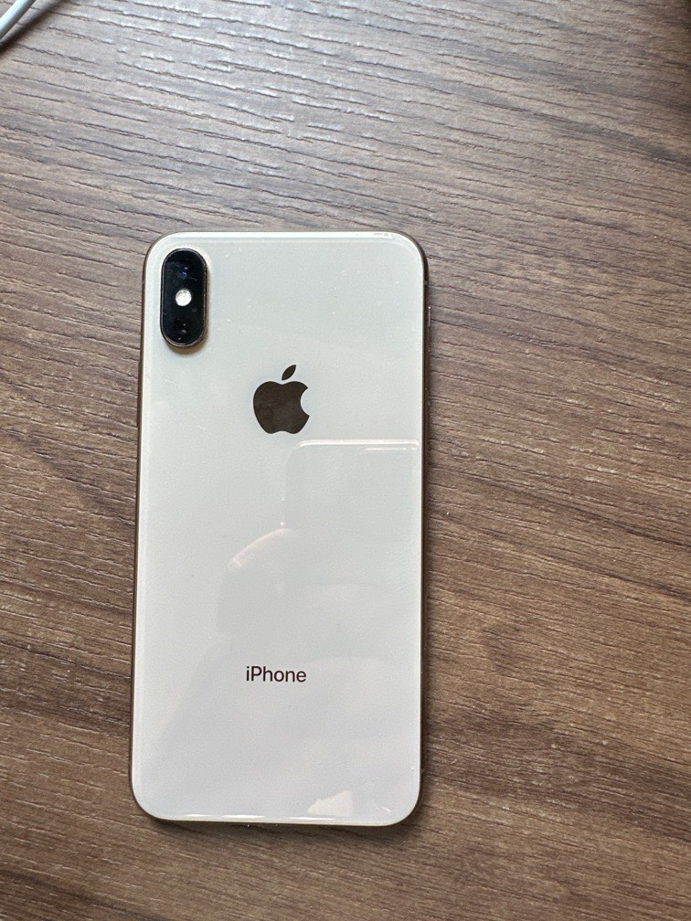 Lady user - iPhone XS 256 - Local telco set, Mobile Phones & Gadgets ...