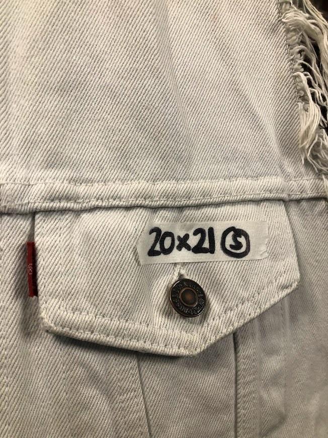 LEVI STRAUSS & CO. Jeans White Graphic Jacket Vest, Men's Fashion ...