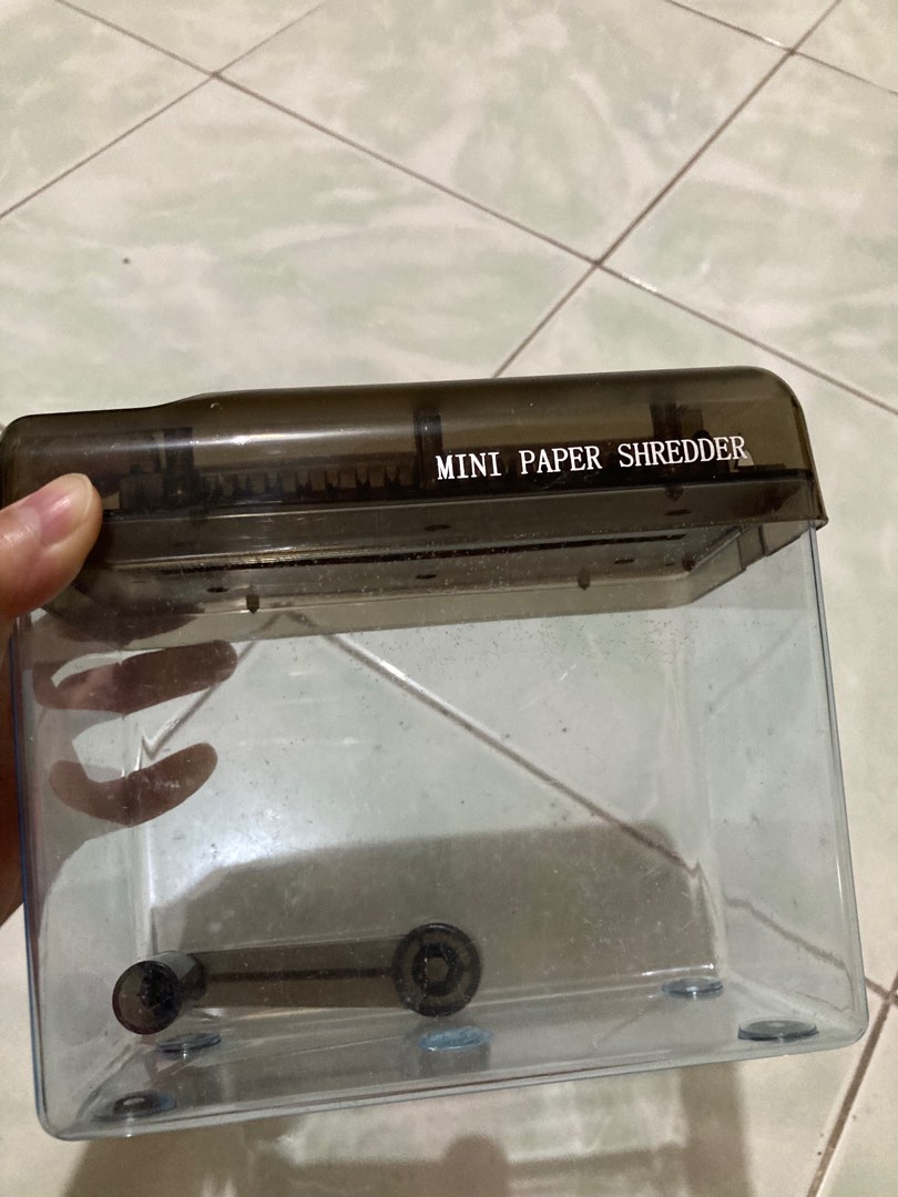 Mini Hand Paper Shredder, Hobbies & Toys, Stationary & Craft ...