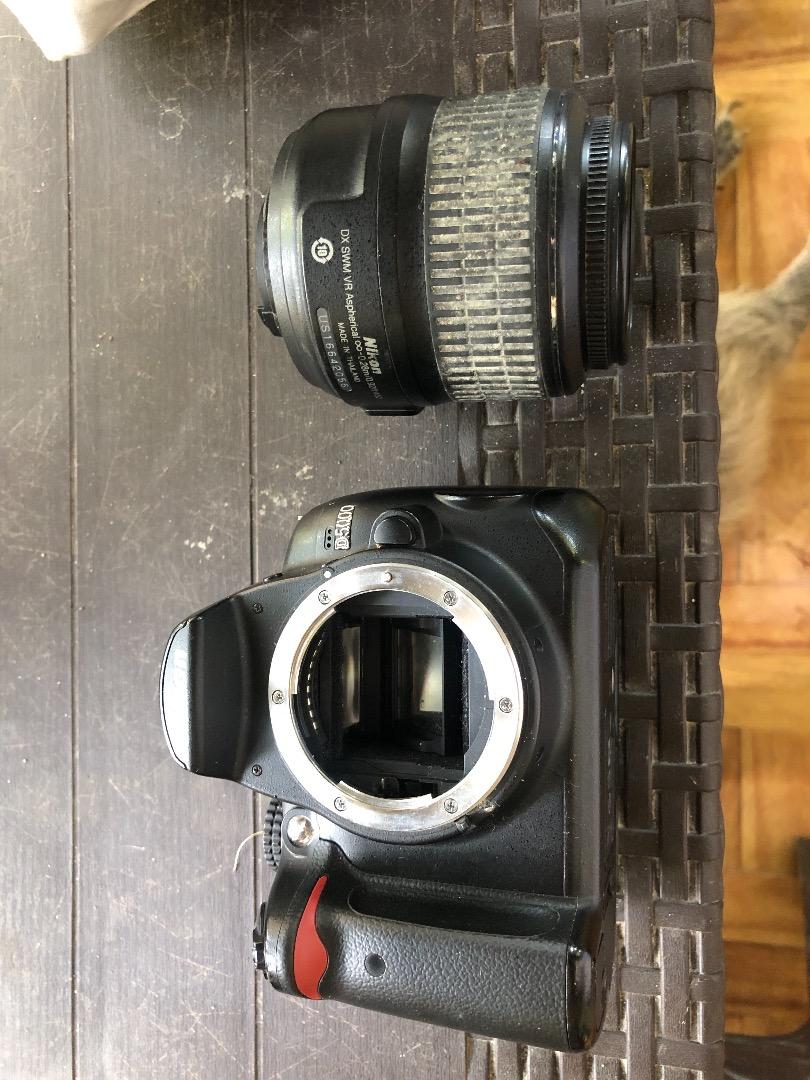 Nikon D500 for parts, Photography, Cameras on Carousell