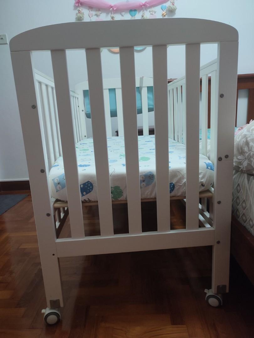 [Palette Box Set] baby Cot Crib + Mattress + bed sheet + protectors, Babies & Kids, Baby Nursery ...