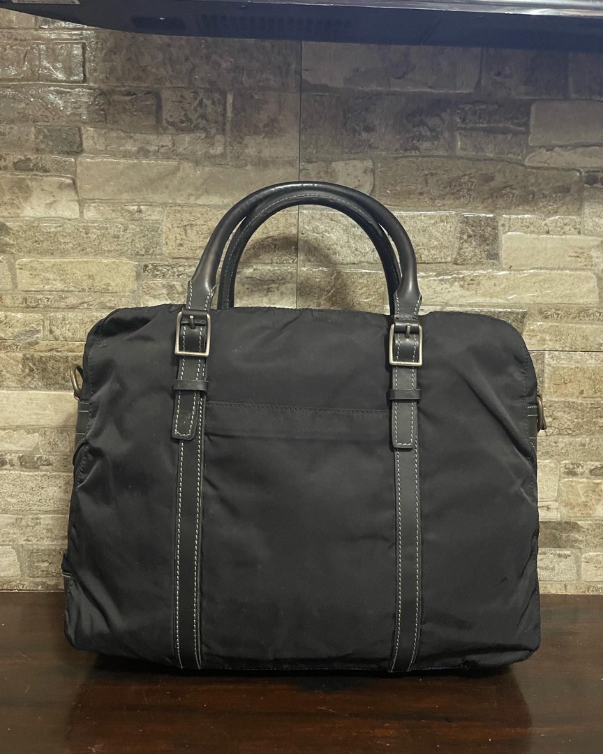 PAUL SMITH document/ laptop bag, Luxury, Bags & Wallets on Carousell