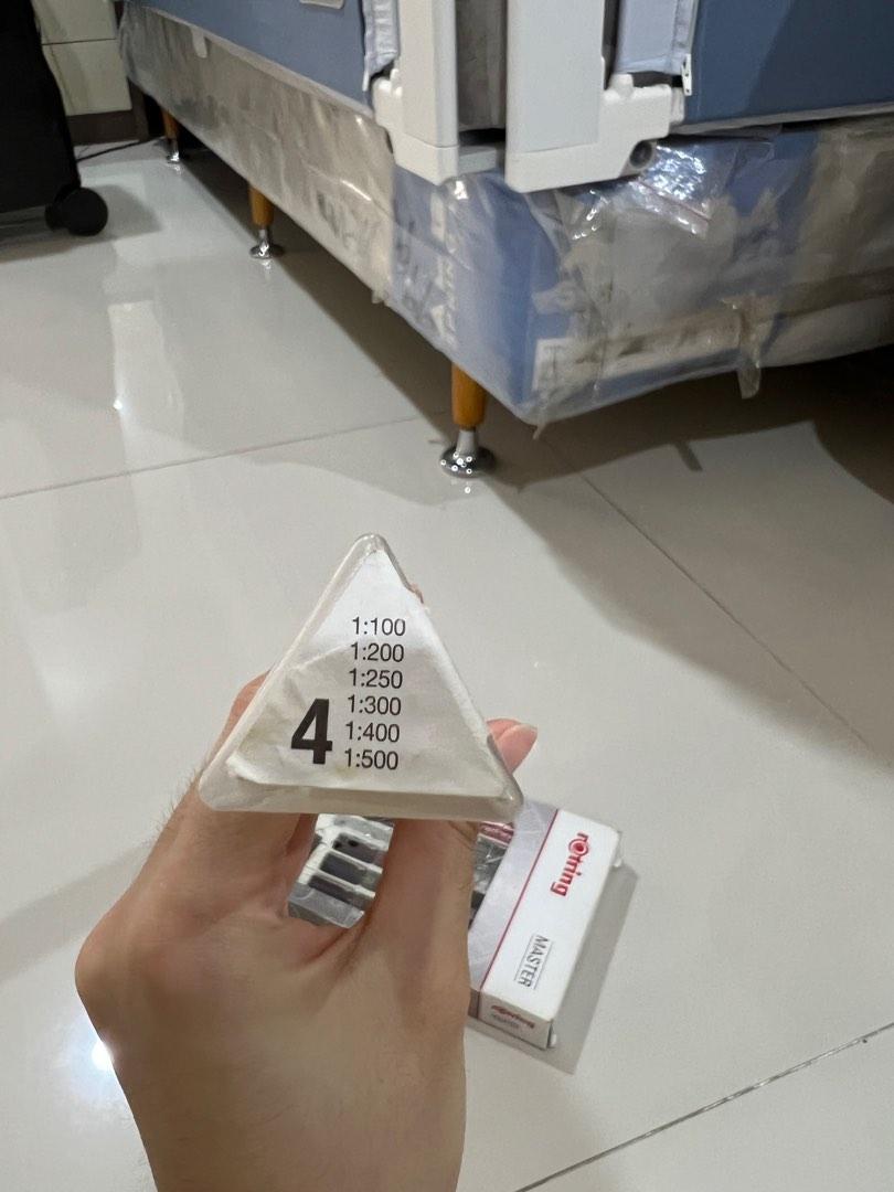 Penggaris skala rotring - arsitek triangular scale rotring, Buku & Alat ...