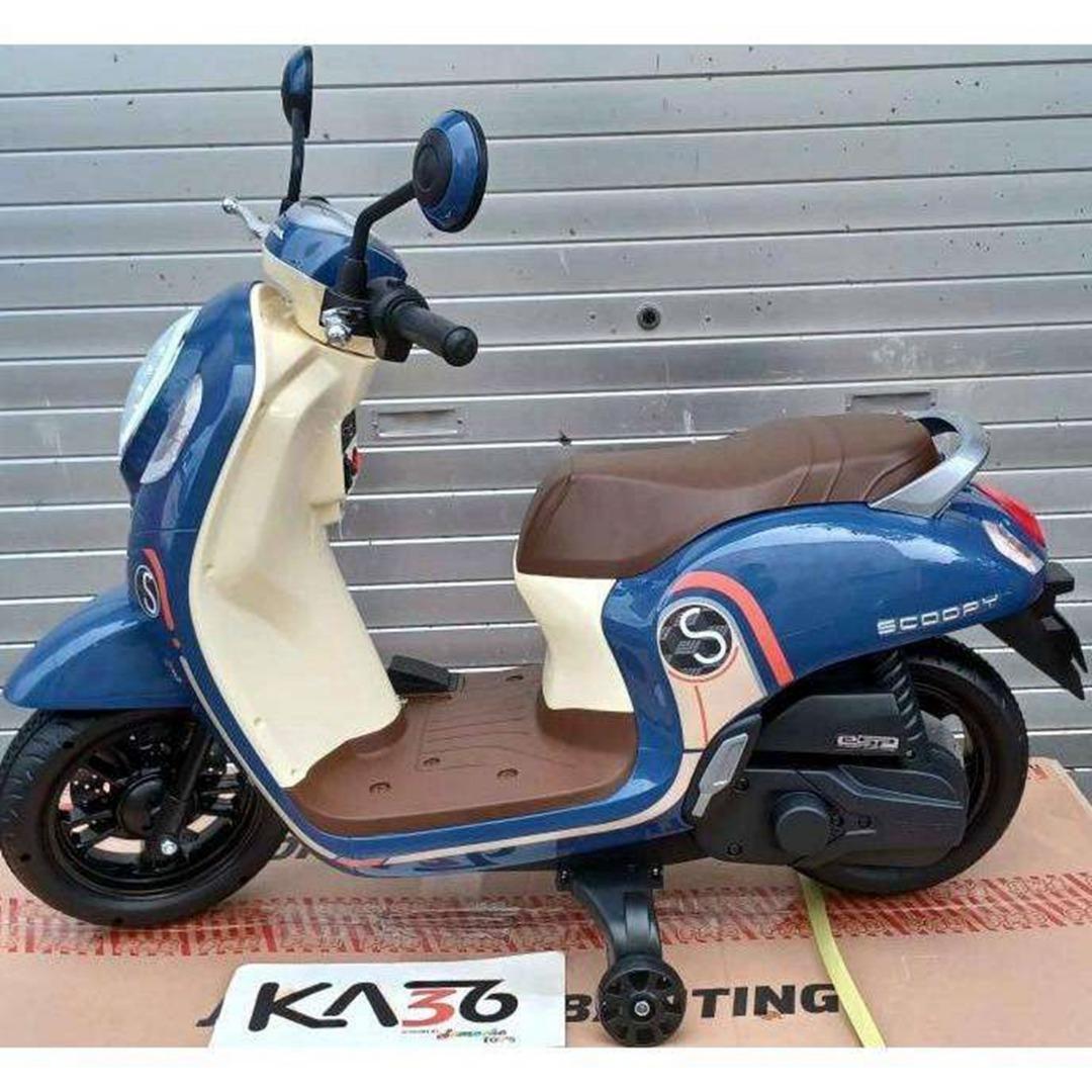 PMB RIDE ON MOTORCYCLE M999 - HONDA SCOOPY, Babies & Kids, Infant ...