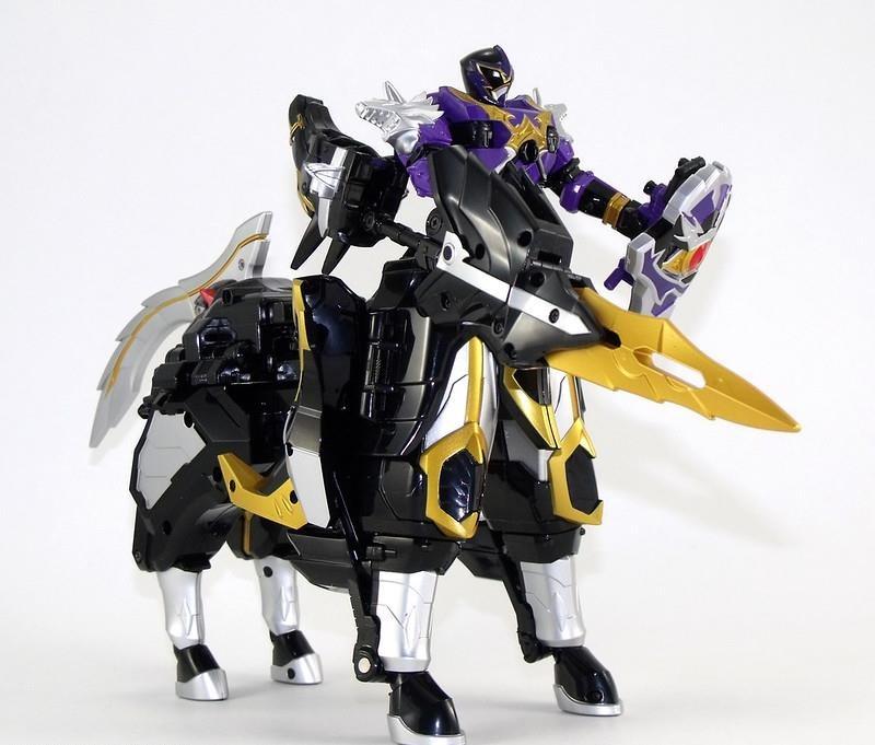 Power Rangers Mystic Force Megazord Collection (Titan Megazord DX ...