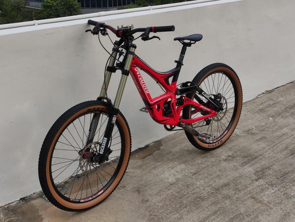 Specialized Demo 8 Downhill Mountain Bike, Sports Equipment, Bicycles ...