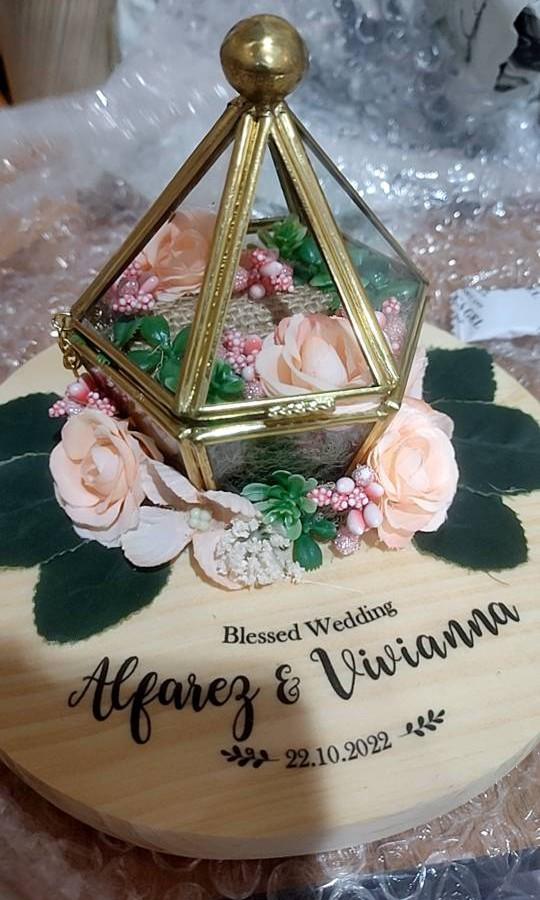 Tempat Cincin Merisik / Nikah, Hobbies & Toys, Stationery & Craft ...