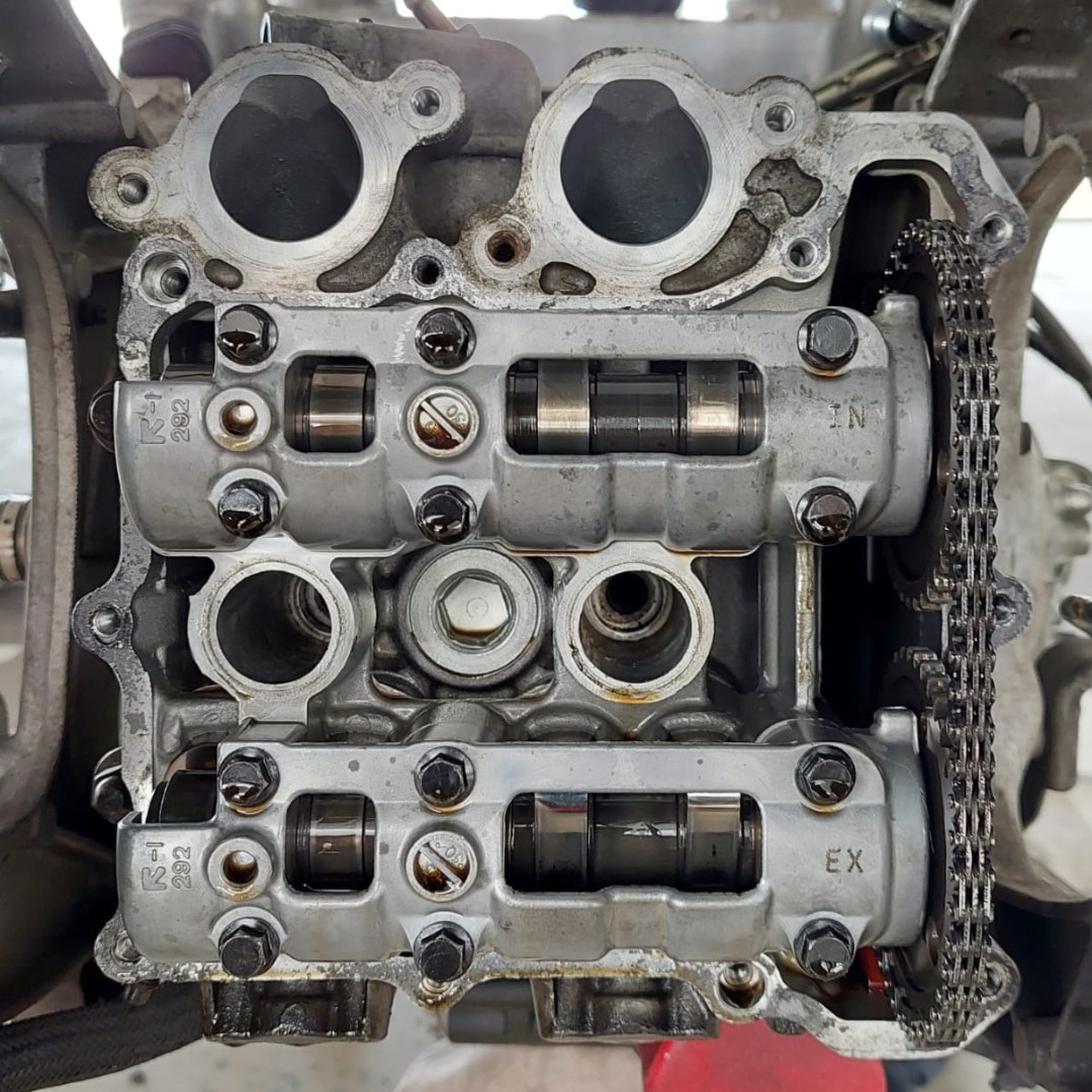 Tmax valve clearance service (12 and above), Motorcycles, Motorcycle ...