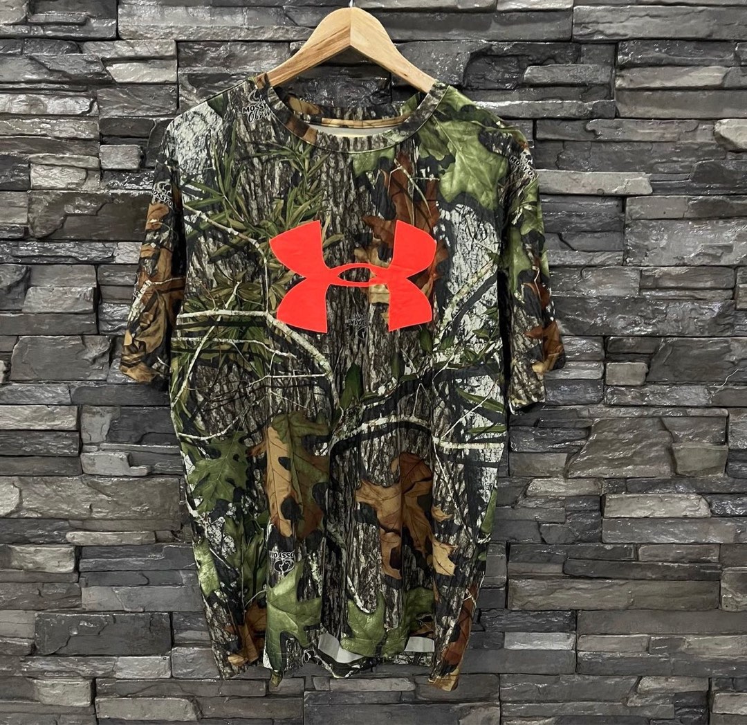 Under Armour x Realtree Tee Shirt, Men's Fashion, Tops & Sets, Formal ...