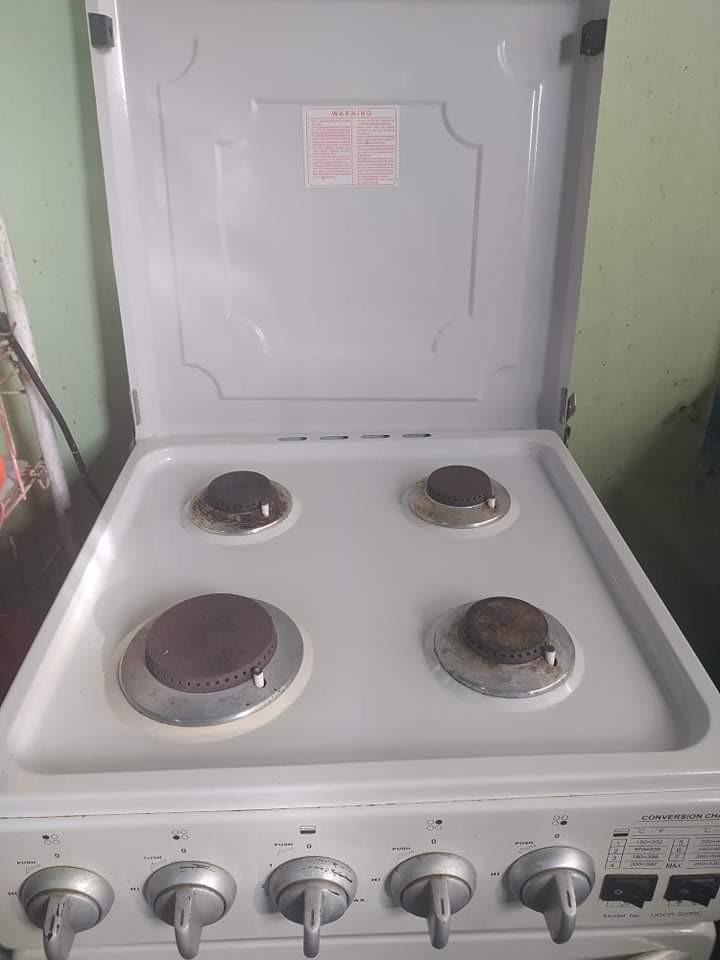 Union Gas Range 4-Burner, Furniture & Home Living, Kitchenware ...