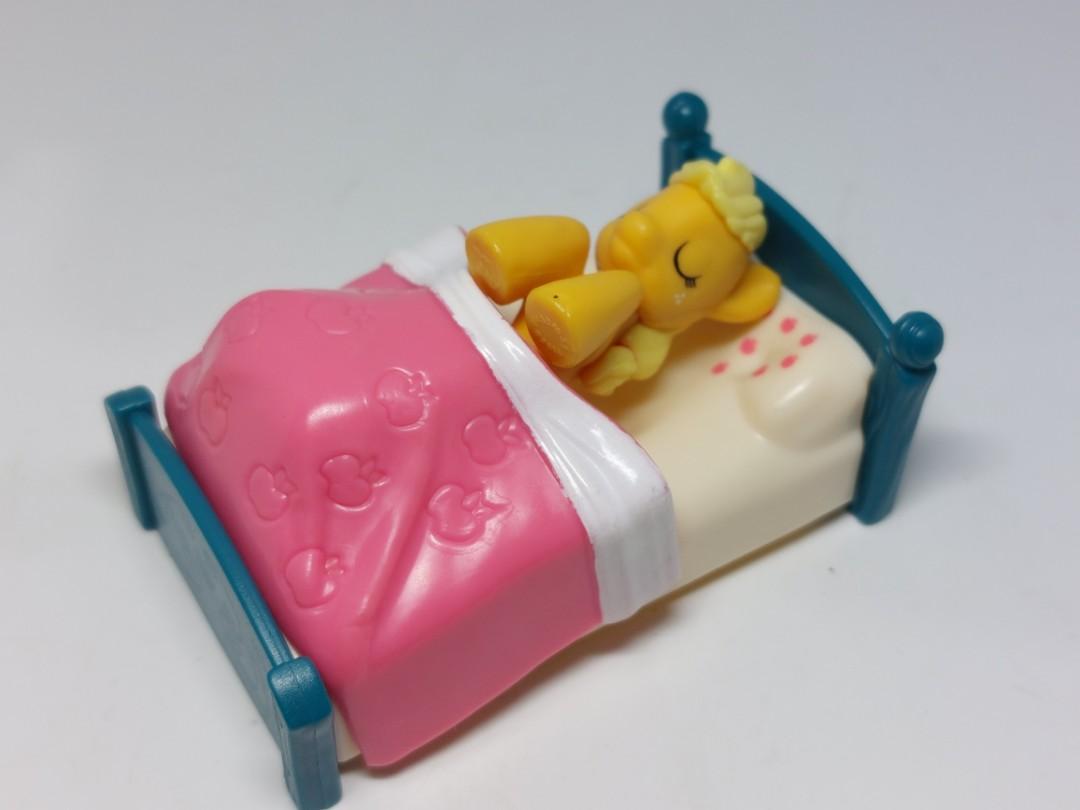 2014 Hasbro My Little Pony Friendship Is Magic Applejack Sleeping In ...