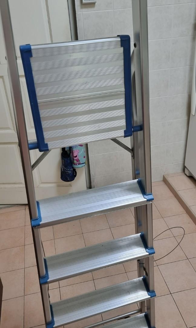 4 Step Ladder for 15, Furniture & Home Living, Home Improvement ...