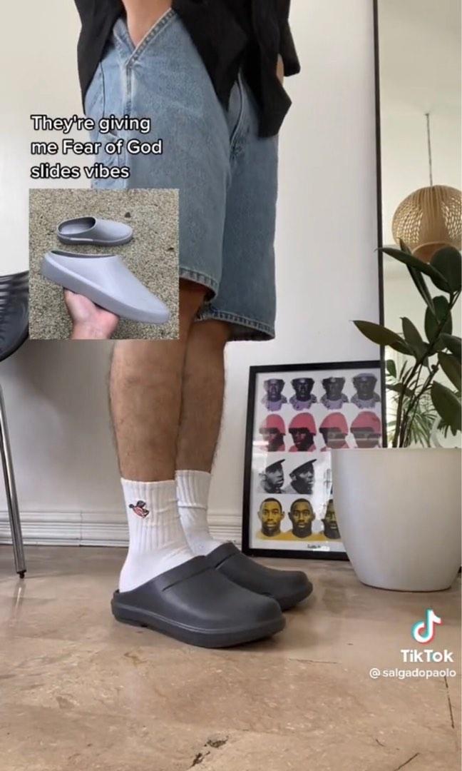 Aesthetic Clogs - Duralite, Men's Fashion, Footwear, Slippers & Slides ...