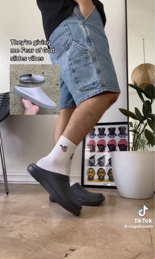 Aesthetic Clogs - Duralite, Men's Fashion, Footwear, Slippers & Slides ...