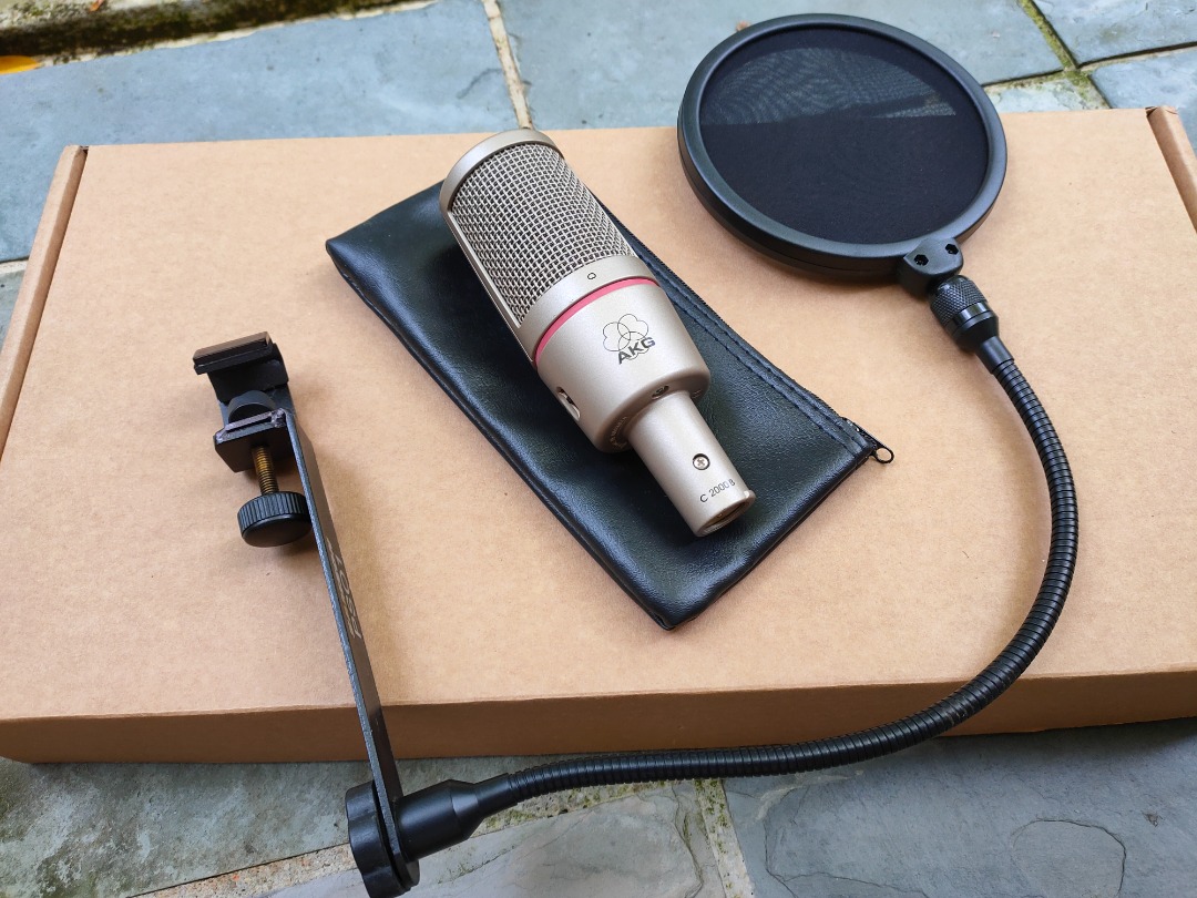AKG C2000B STUDIO MICROPHONE, Audio, Microphones on Carousell