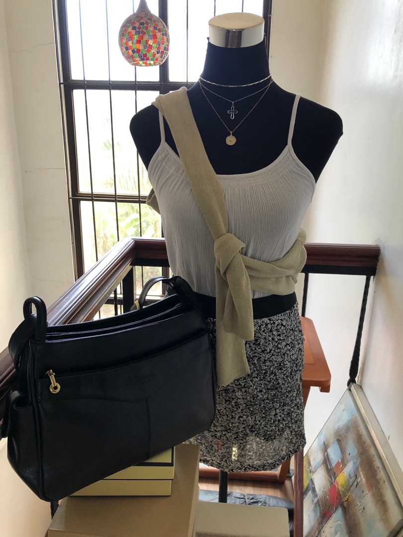 Alamode two way shoulder bag / sling bag, Women's Fashion, Bags ...