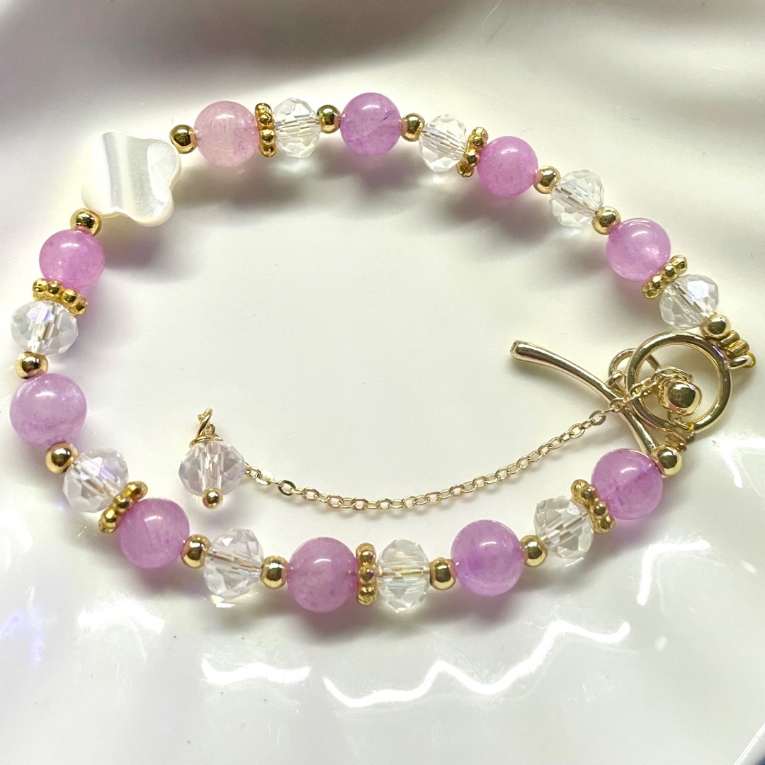 Clover shell crystal bracelet from Komi crystal, Women's Fashion, Jewelry & Organisers ...