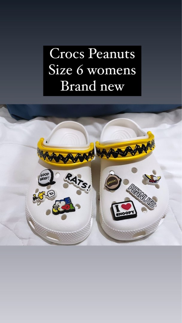 Crocs Peanuts, Women's Fashion, Footwear, Slippers and slides on Carousell