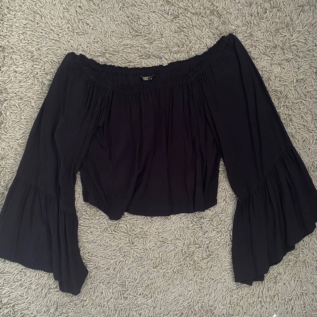 Factorie Flair top, Women's Fashion, Tops, Blouses on Carousell