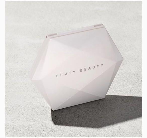 Fenty Beauty Compact Mirror, Beauty & Personal Care, Face, Makeup on ...