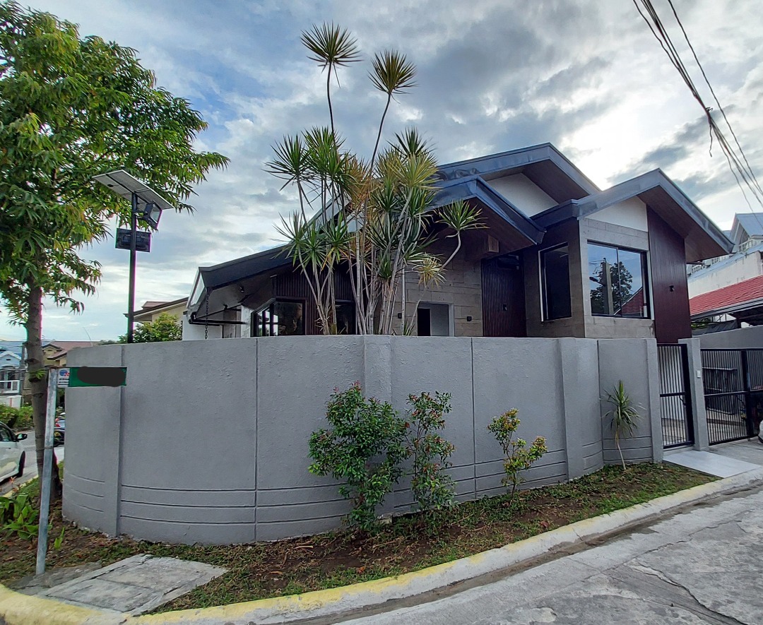Fully renovated tri-level modern house for sale, Property, For Sale ...