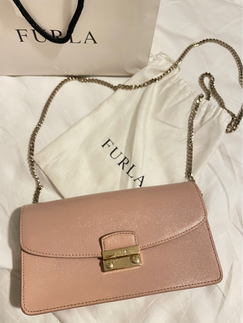 Furla wallet on chain, Luxury, Bags & Wallets on Carousell