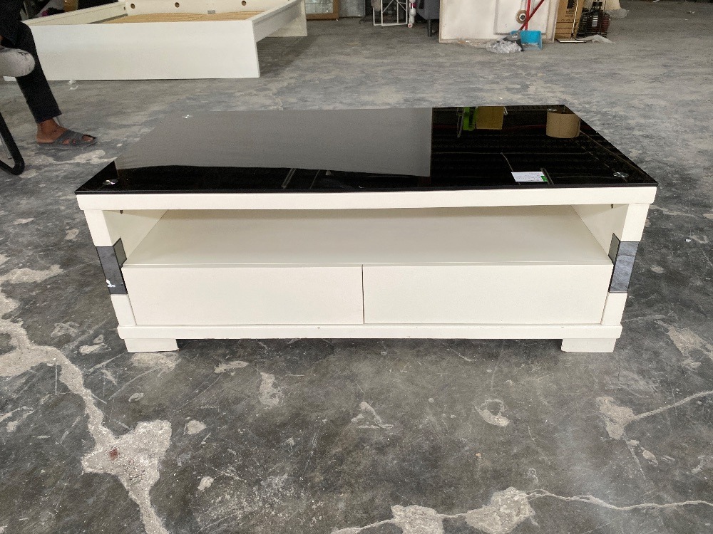 Glass Top Coffee Table White & Black Colour / Meja Kopi Kaca Atas Warna ...