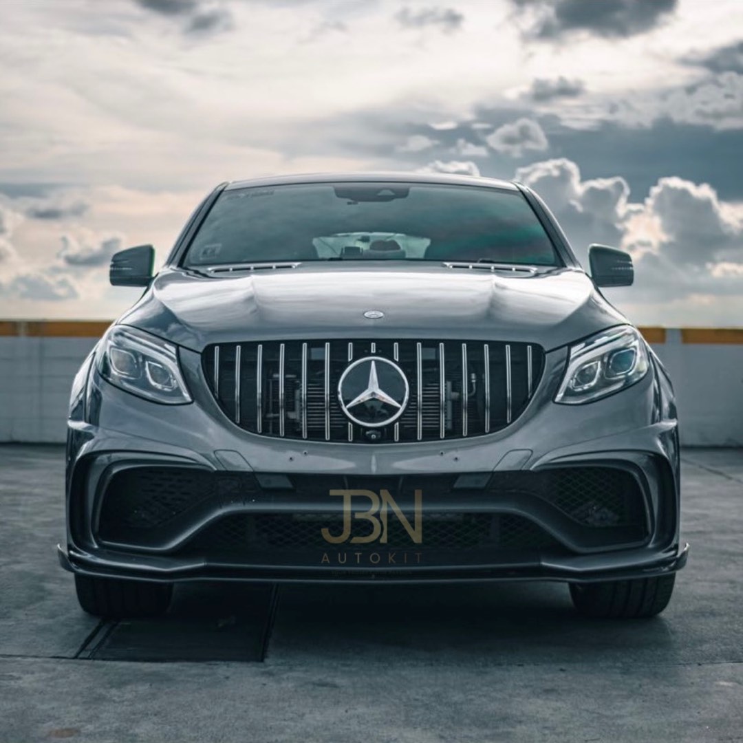 GLE GT Front Grille AMG, Car Accessories, Accessories on Carousell
