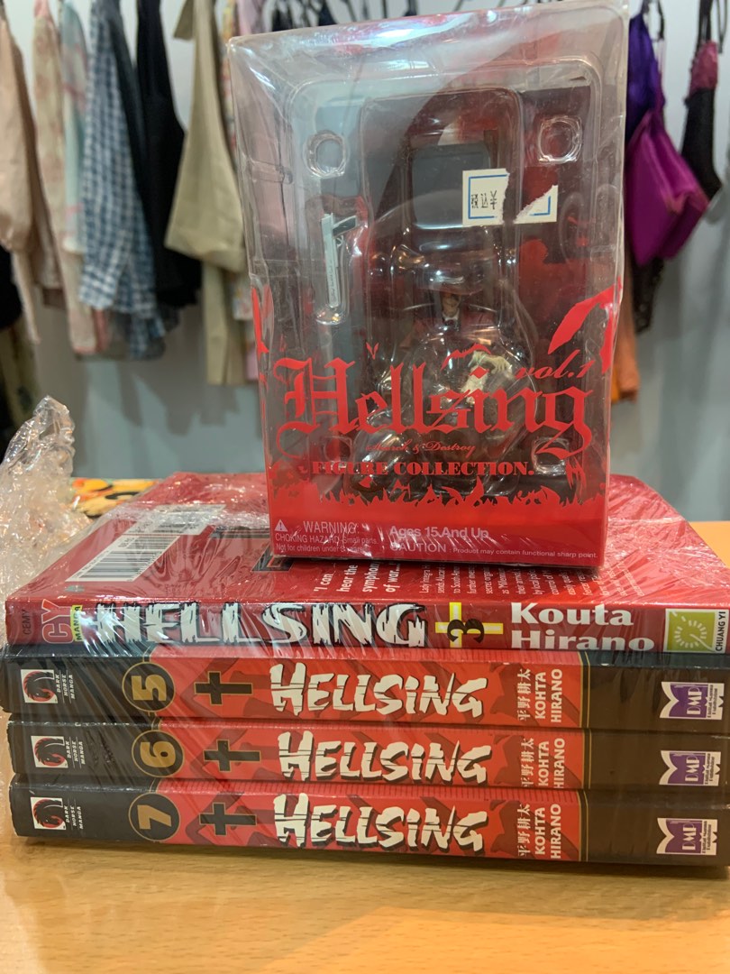 Hellsing Figure Collection with books, Hobbies & Toys, Books ...
