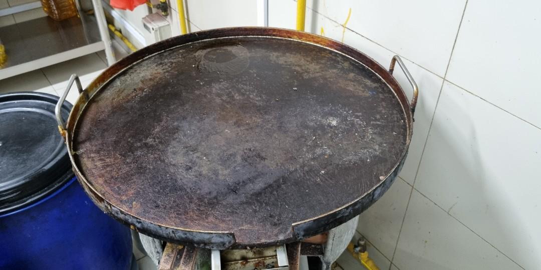 Hot plate roti prata, Food & Drinks, Other Food & Drinks on Carousell