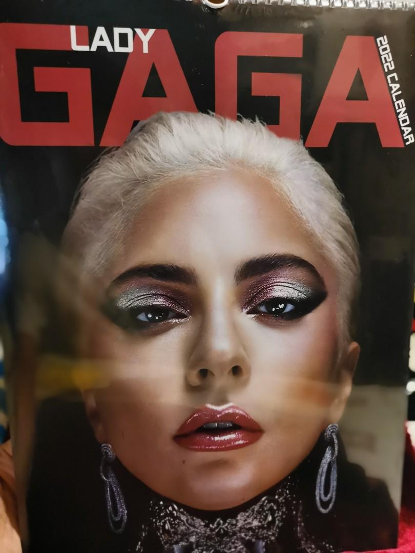 Lady Gaga - 2022 Calendar 月曆, 興趣及遊戲, 收藏品及紀念品, 明星周邊 - Carousell