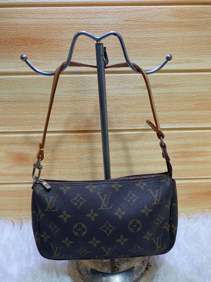Louis Vuitton Pochette Bag, Luxury, Bags & Wallets on Carousell