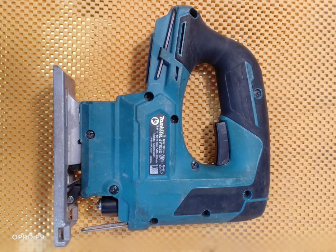Makita Jigsaw Cordless 12V, Furniture & Home Living, Home Improvement ...
