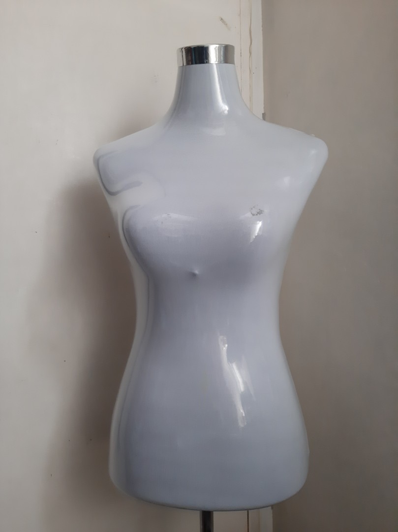 Mannequin (Women Half Body), Women's Fashion, Watches & Accessories ...