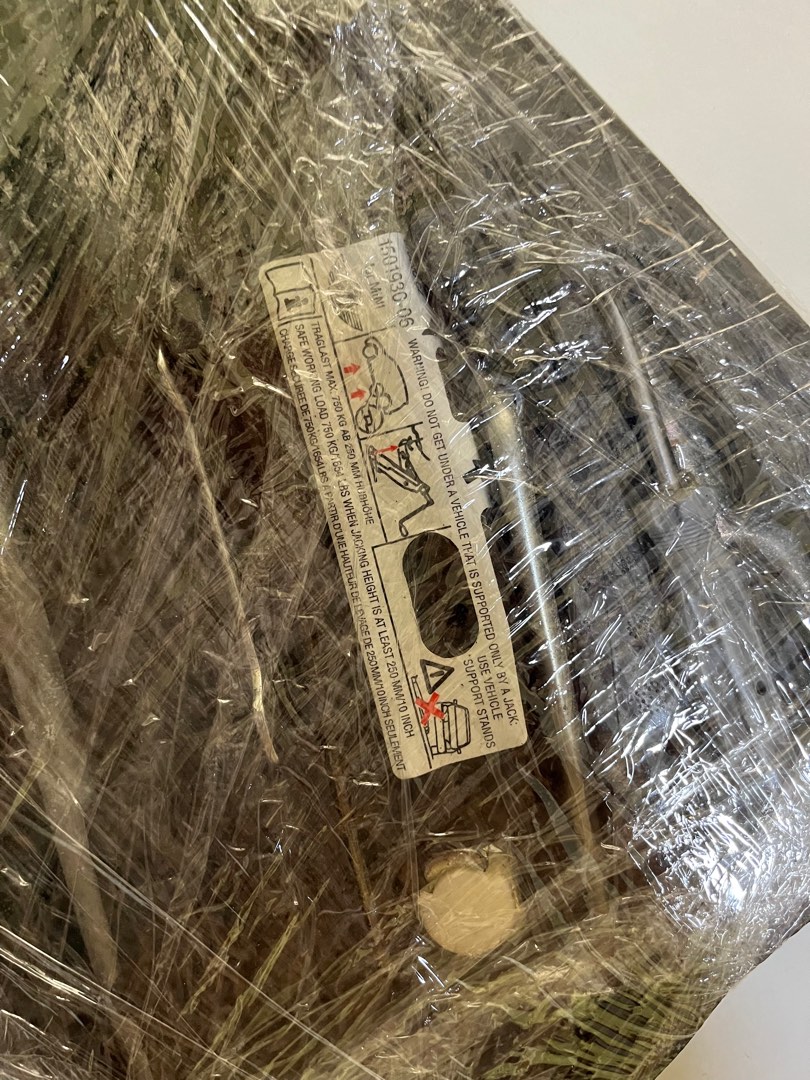 Mini Cooper R56 Emergency Jack Tools Kit, Car Accessories, Accessories ...