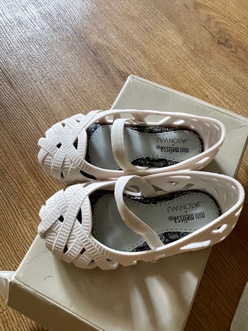 Mini mellisa shoes, Babies & Kids, Babies & Kids Fashion on Carousell