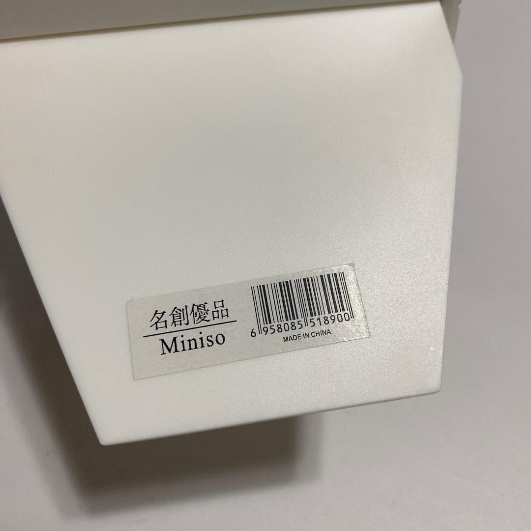 Miniso Foldable Mirror, Furniture & Home Living, Home Decor, Mirrors on ...