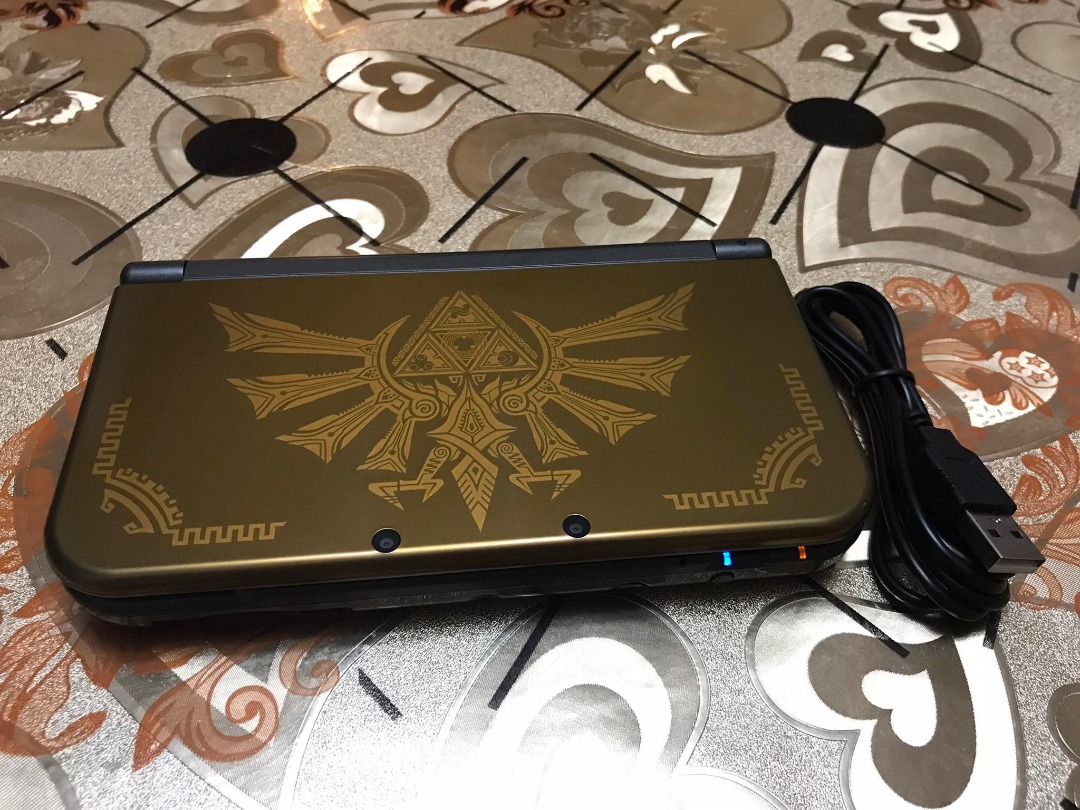 New Nintendo 3ds XL Hyrule Edition + 32gb Memory card with Full of ...