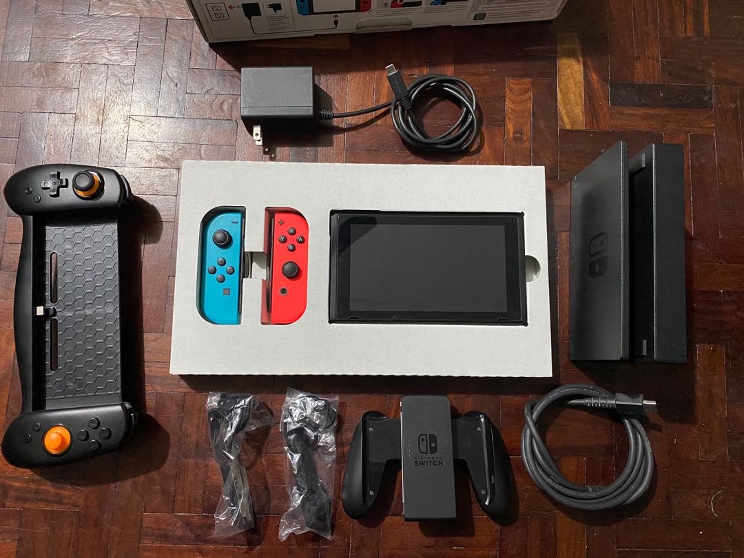 Nintendo Switch V1 Complete set w/ freebie, Video Gaming, Video Game ...