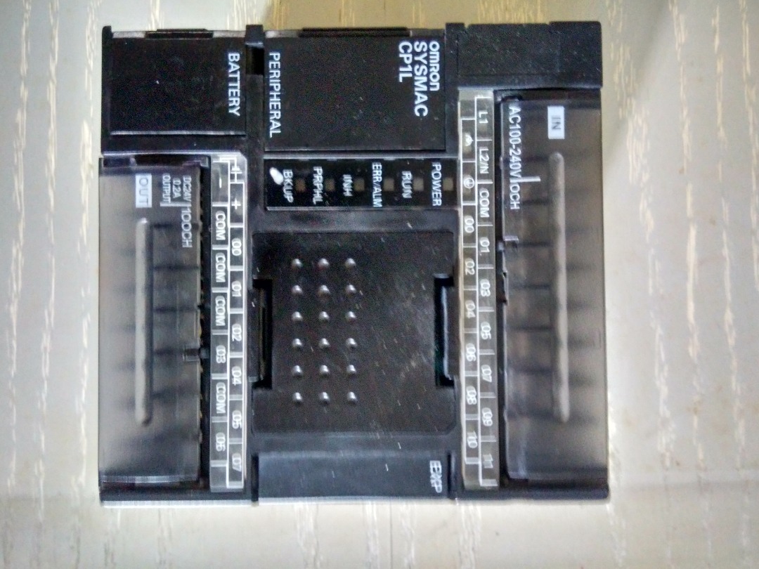 Omron CP1L PLC CPU - 12 (DC) Inputs, 8 (Relay) Outputs, Relay, For Use With SYSMAC CP1L Series ...