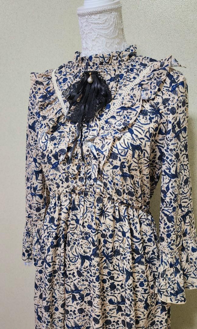Patterned Vintage Royal Blue Cream Maxi Dress, Women's Fashion, Dresses ...