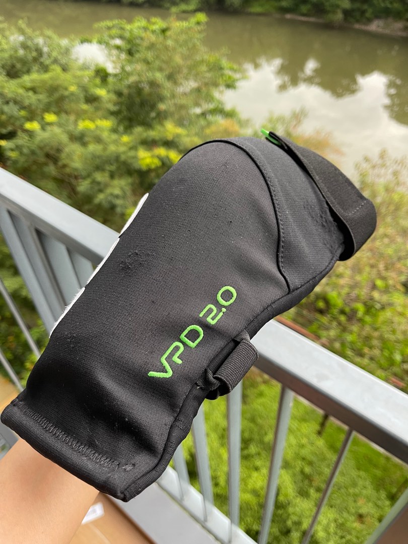POC VPD2.0 Knee Guards, Sports Equipment, Bicycles & Parts, Parts ...