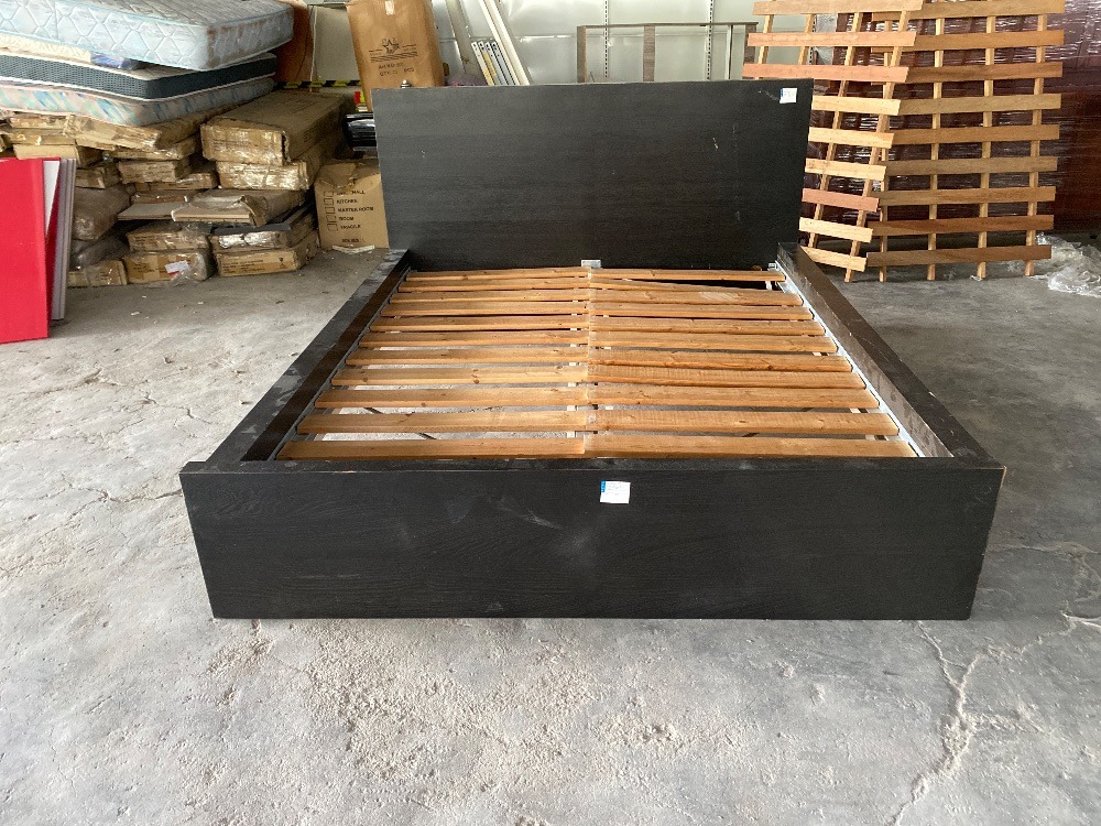 Queen Size Wooden Bed Frame Black Colour / Rangka Katil Kayu Saiz Queen ...