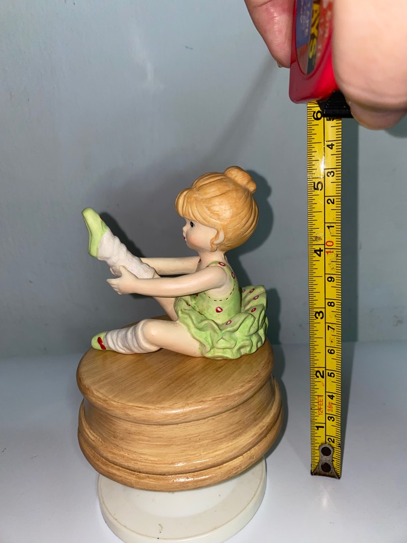 Resin ballerina musical display, Hobbies & Toys, Memorabilia ...