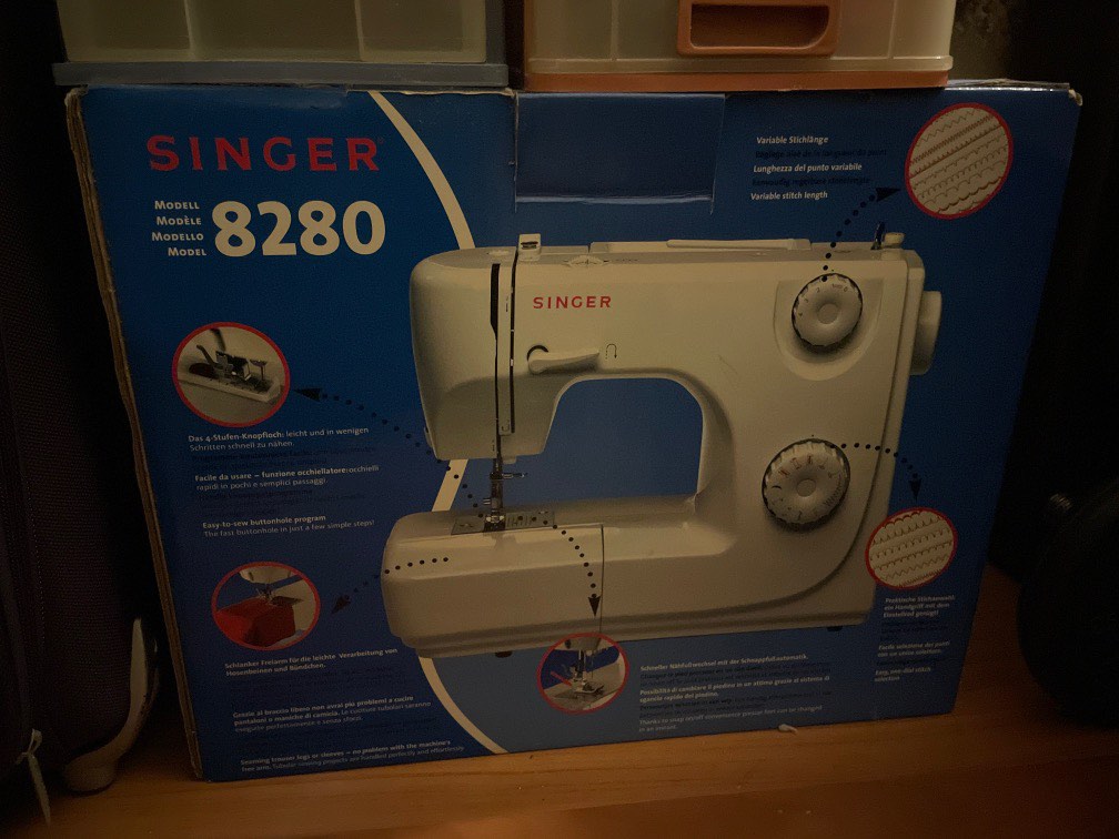 Sewing machine (Singer Model 8280), TV & Home Appliances, Other Home ...