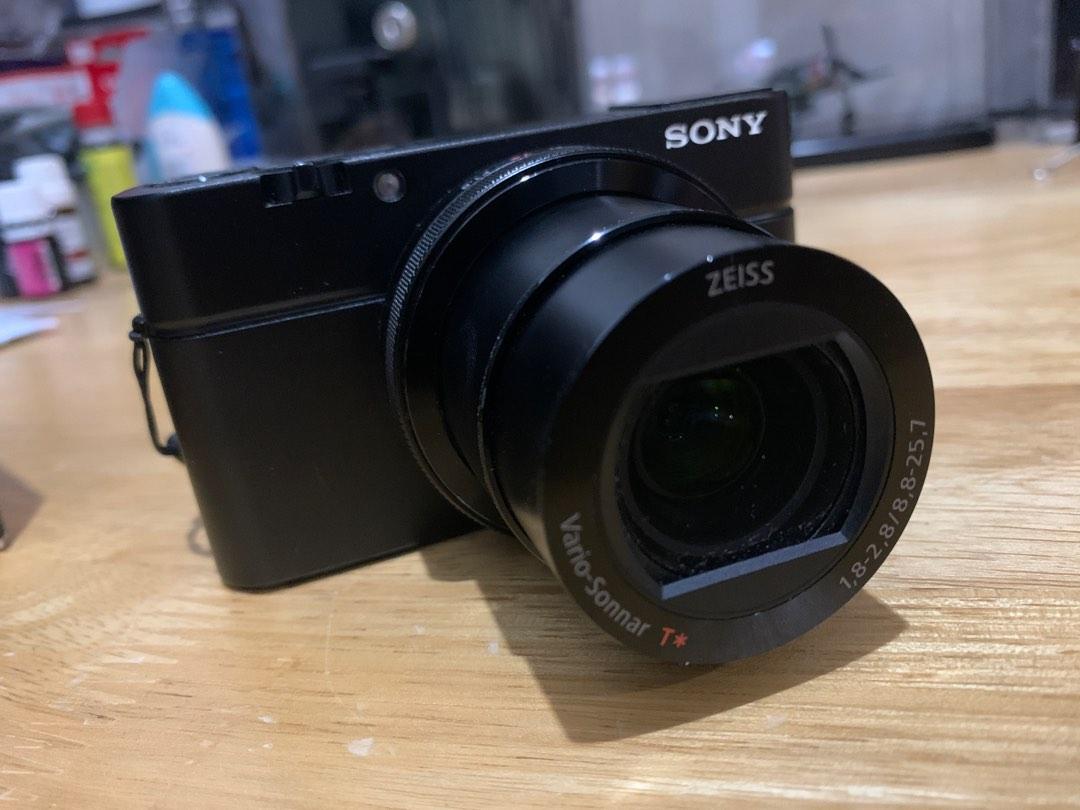 Sony RX100 Mark IV Camera, Photography, Cameras on Carousell