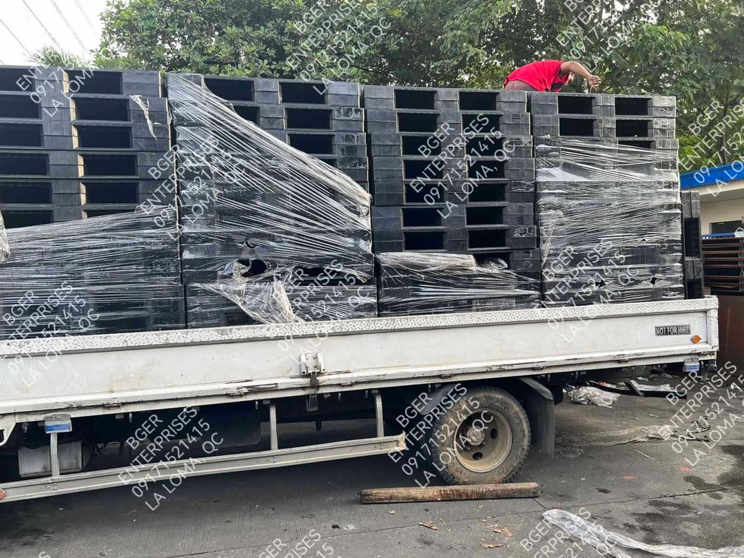 Super Heavy Duty Plastic Pallets 100x120x16cm, Commercial & Industrial ...