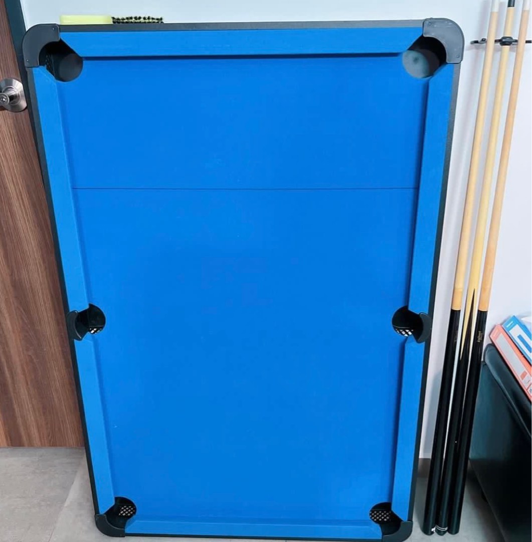 Table Top Pool Table Portable Pool Table, Sports Equipment, Sports ...