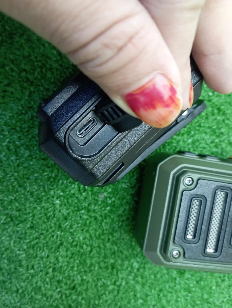 TXQ g63, Mobile Phones & Gadgets, Walkie-Talkie on Carousell