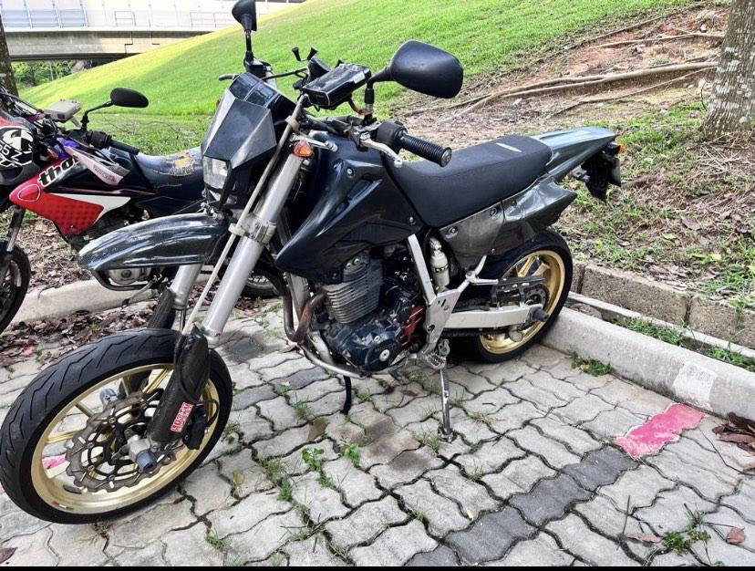 XR 400 class 2A, Motorcycles, Motorcycles for Sale, Class 2A on Carousell